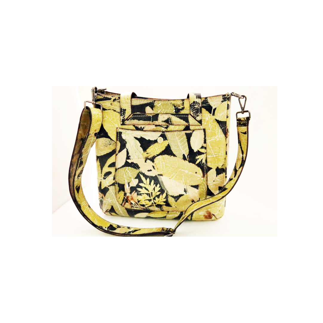 Detail Bank Desain - Eco Print Sling Bag - Data Center BPIPI